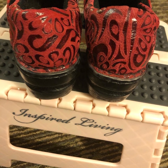 Born | Shoes | Beautiful Red Born Boc Leather Clogs Sz 65 | Poshmark